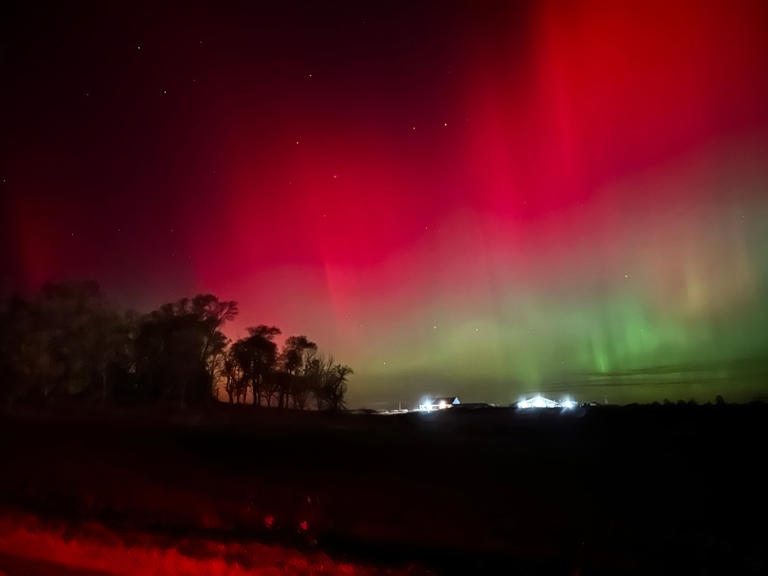 Omaha-area viewers share photos of Northern Lights