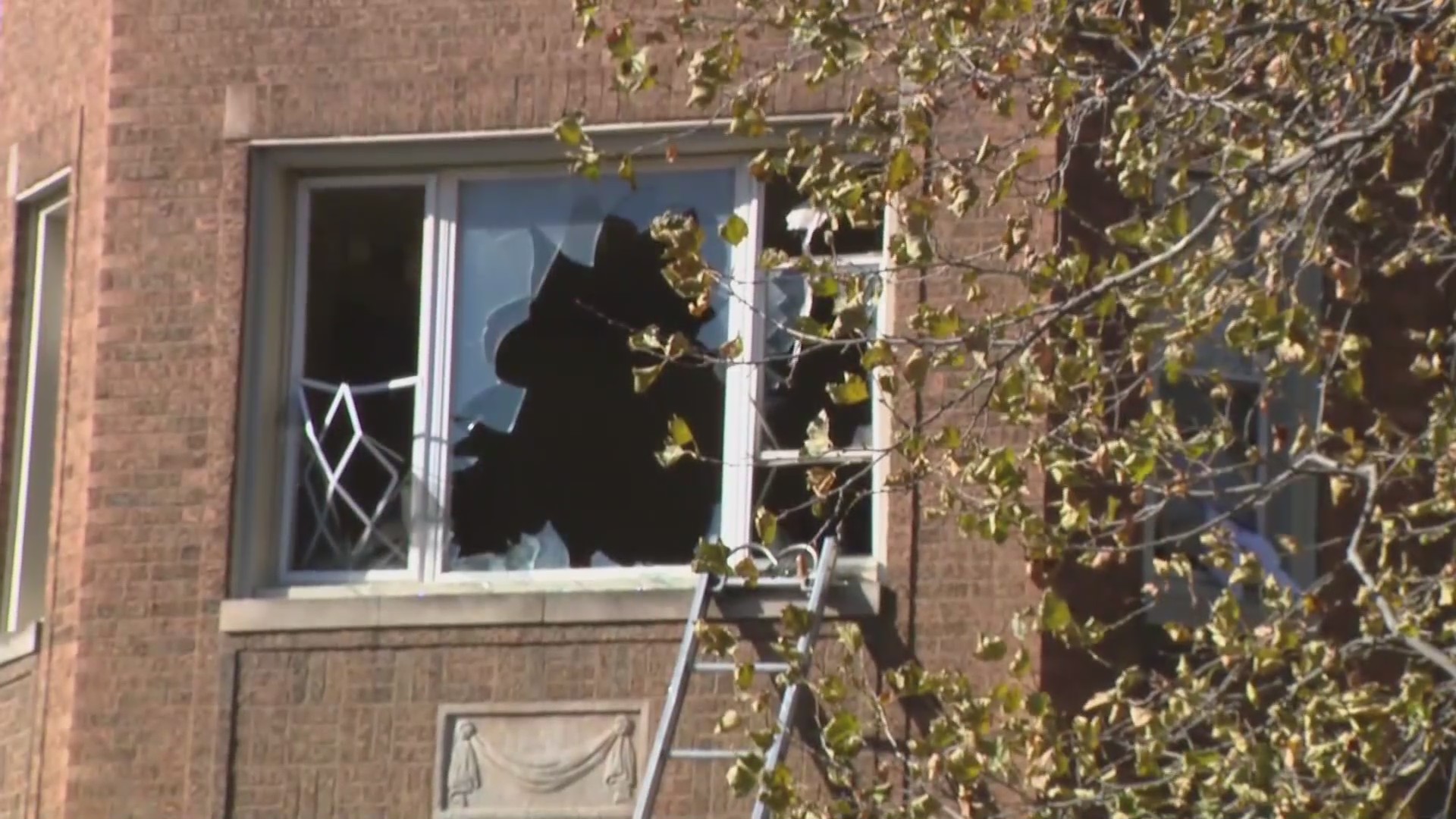 Elderly woman rescued from apartment fire on Far South Side