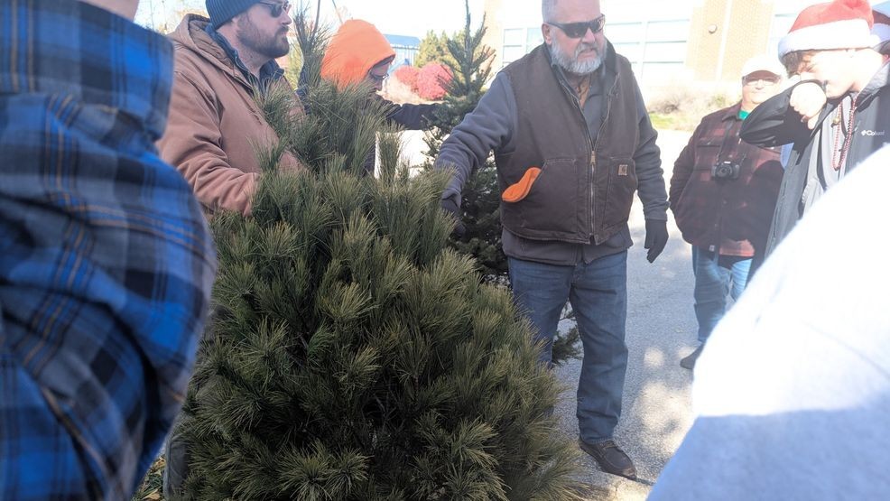 Ohio tree growers send holiday cheer to troops in Kuwait via Operation ...