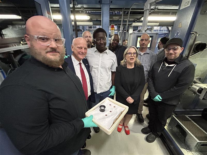 The last pennies were minted. The special coins will be auctioned in ...