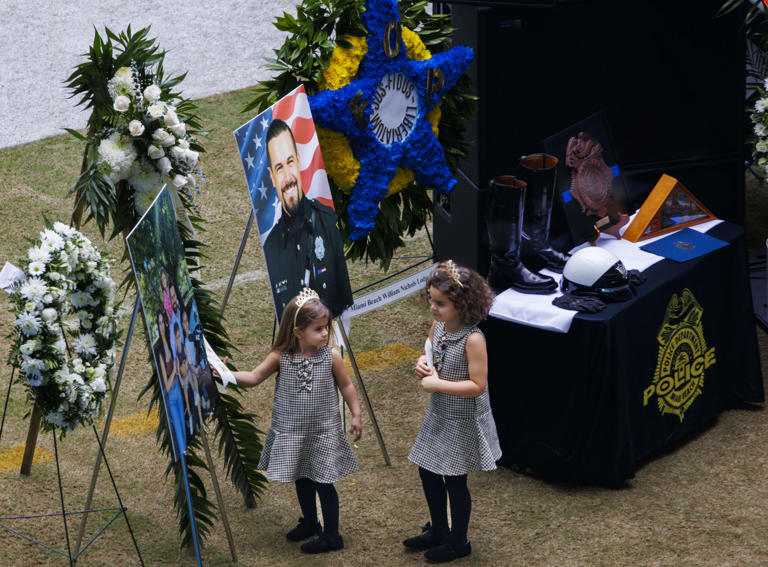 Loved ones gather for final farewell to fallen Miami Beach Officer ...