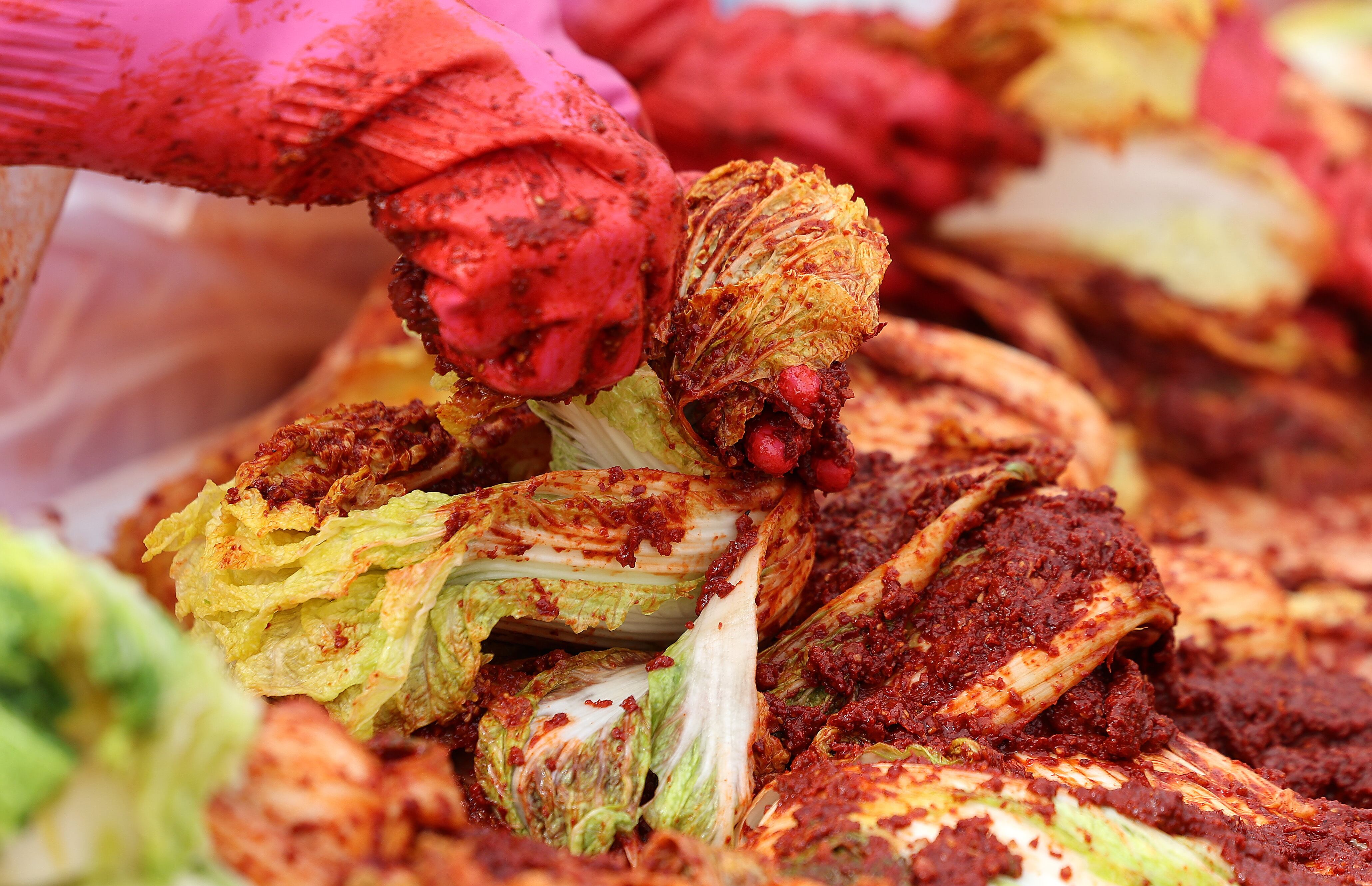 Kimchi-Led Fermented Foods Boom in U.S. as Health Benefits Shine
