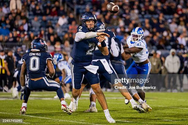 Two UConn football players named semifinalists for national awards