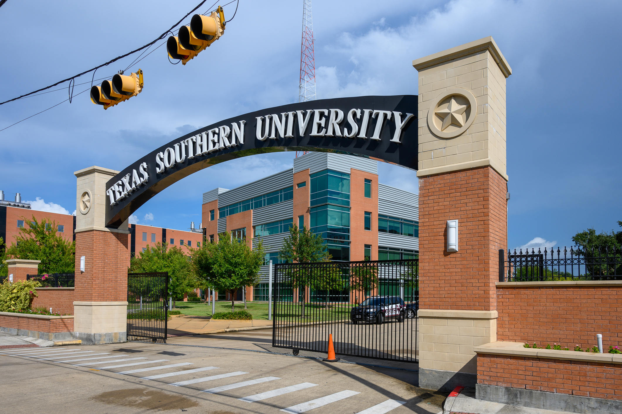 Texas Southern University Under Investigation After Audit Flags Financial Issues, Governor Says ...