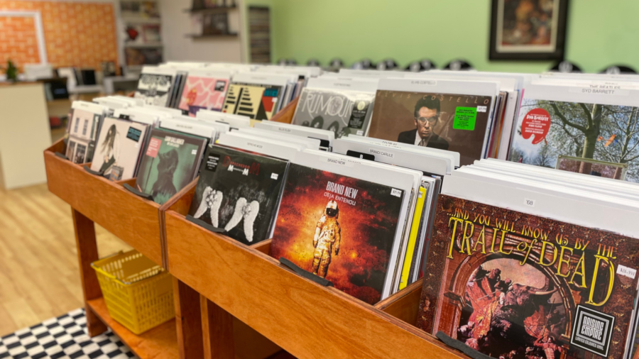 New vinyl record store opening this week in York County
