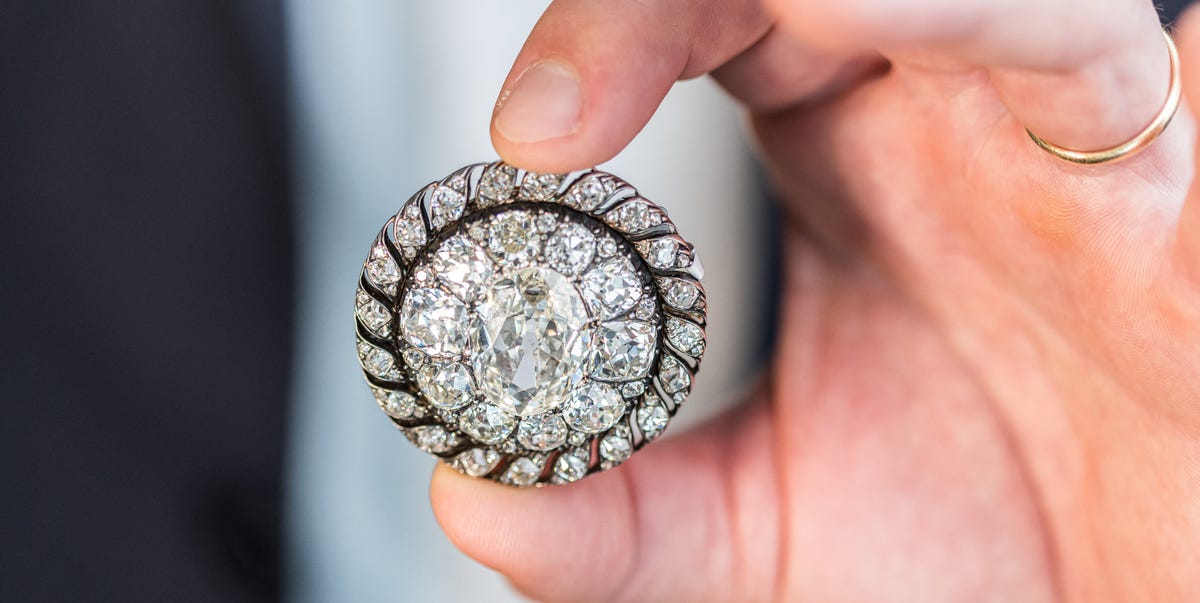A Diamond Brooch Owned By Napoleon Sells for $4.4 Million at Auction