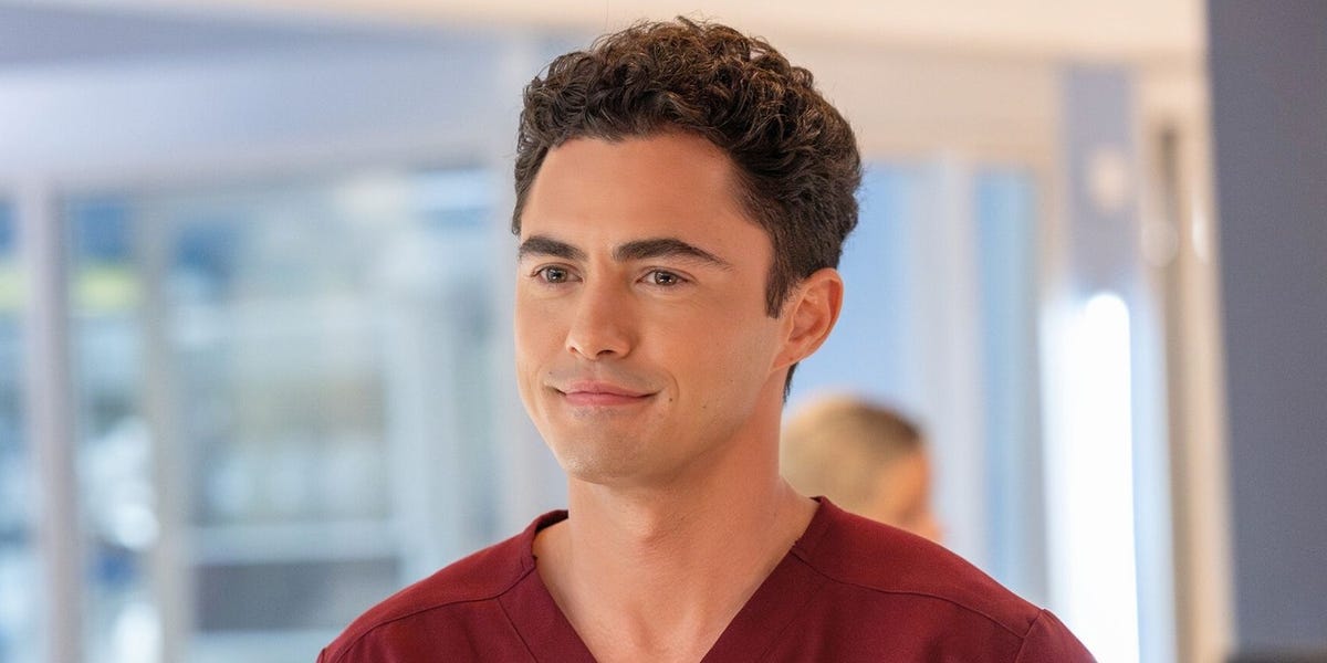 'Chicago Med' Star Darren Barnet Gets Candid About Fans Catching a ...