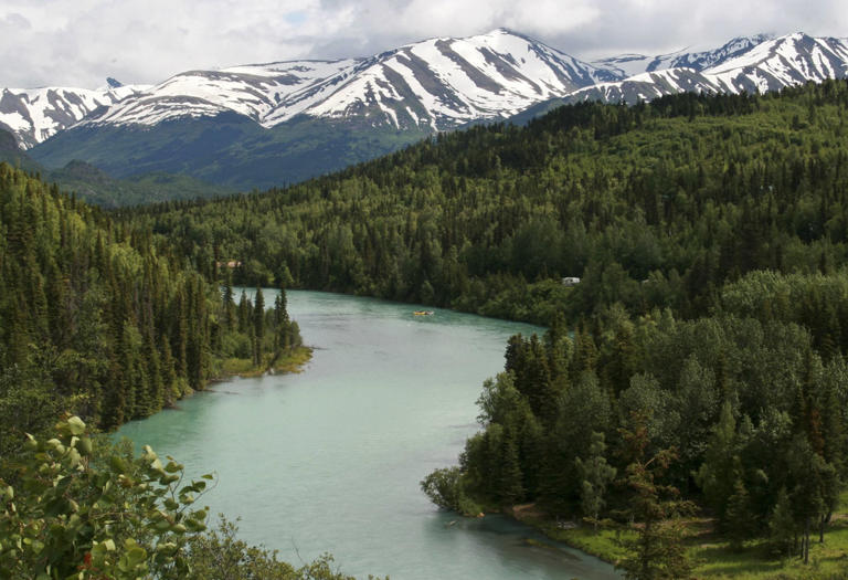 Best Kayaking and Paddling Spots on the Kenai Peninsula