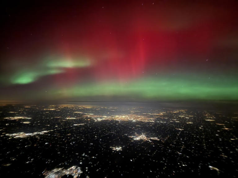 PHOTOS: Air passengers treated to first-class northern lights show