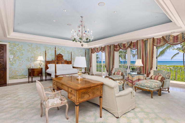 An Oceanfront Compound in Palm Beach Lists for $205 Million