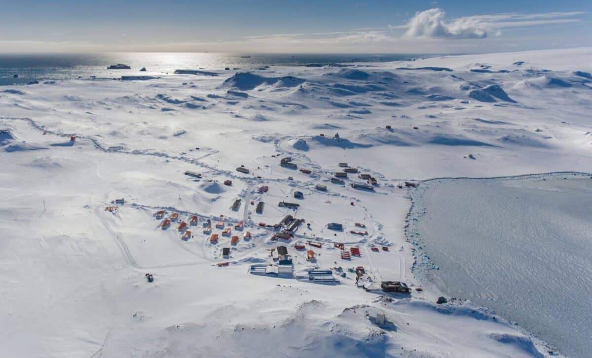 Scientists Just Uncovered an Ancient Landscape Locked Away Beneath ...
