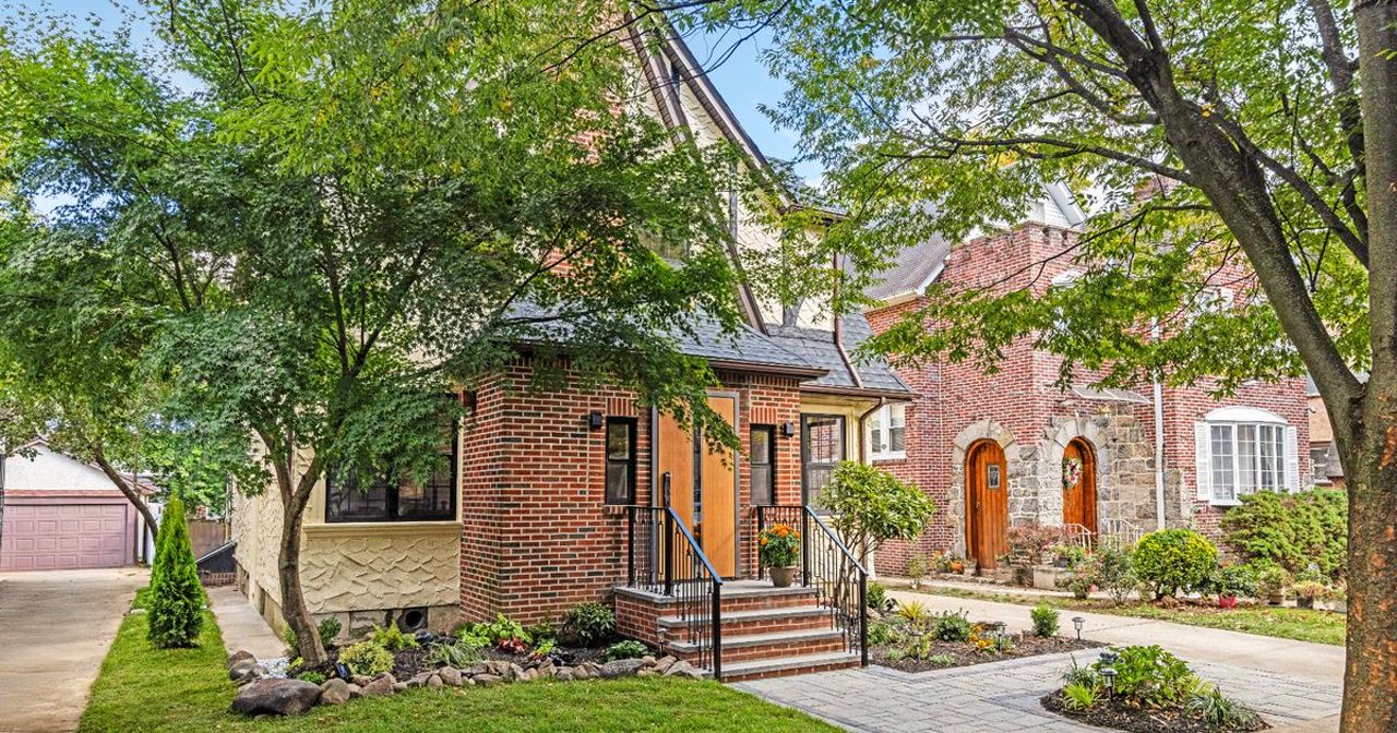 Donald Trump’s Renovated Childhood Home Hits Market Again
