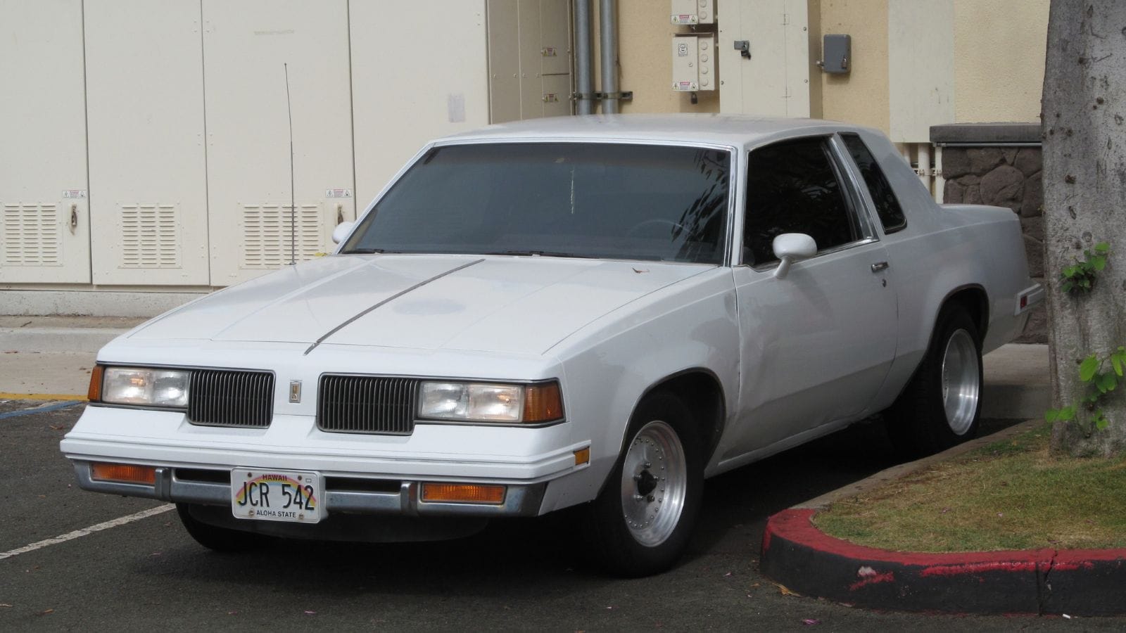 9 Classic Cars That Struggle to Find Buyers Today