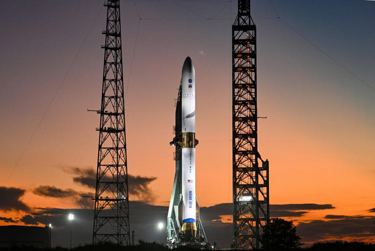 Solar flares pause Blue Origin-NASA ESCAPADE Mars probe launch