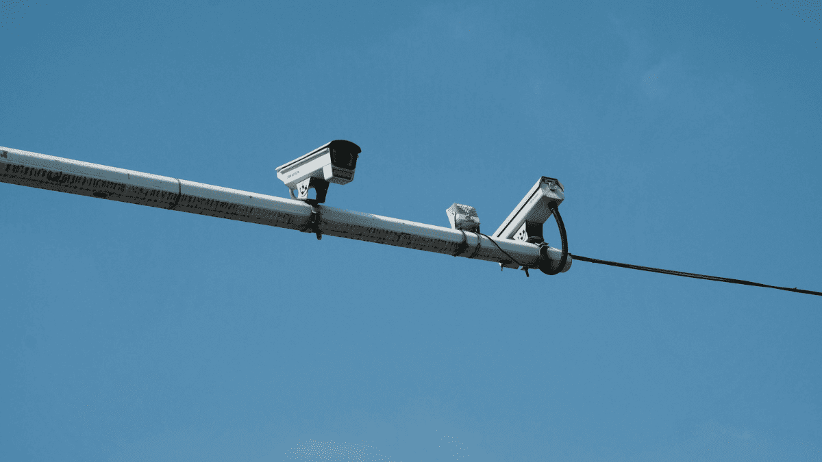 Esta es la nueva tecnología del ICE para rastrear autos de los ...