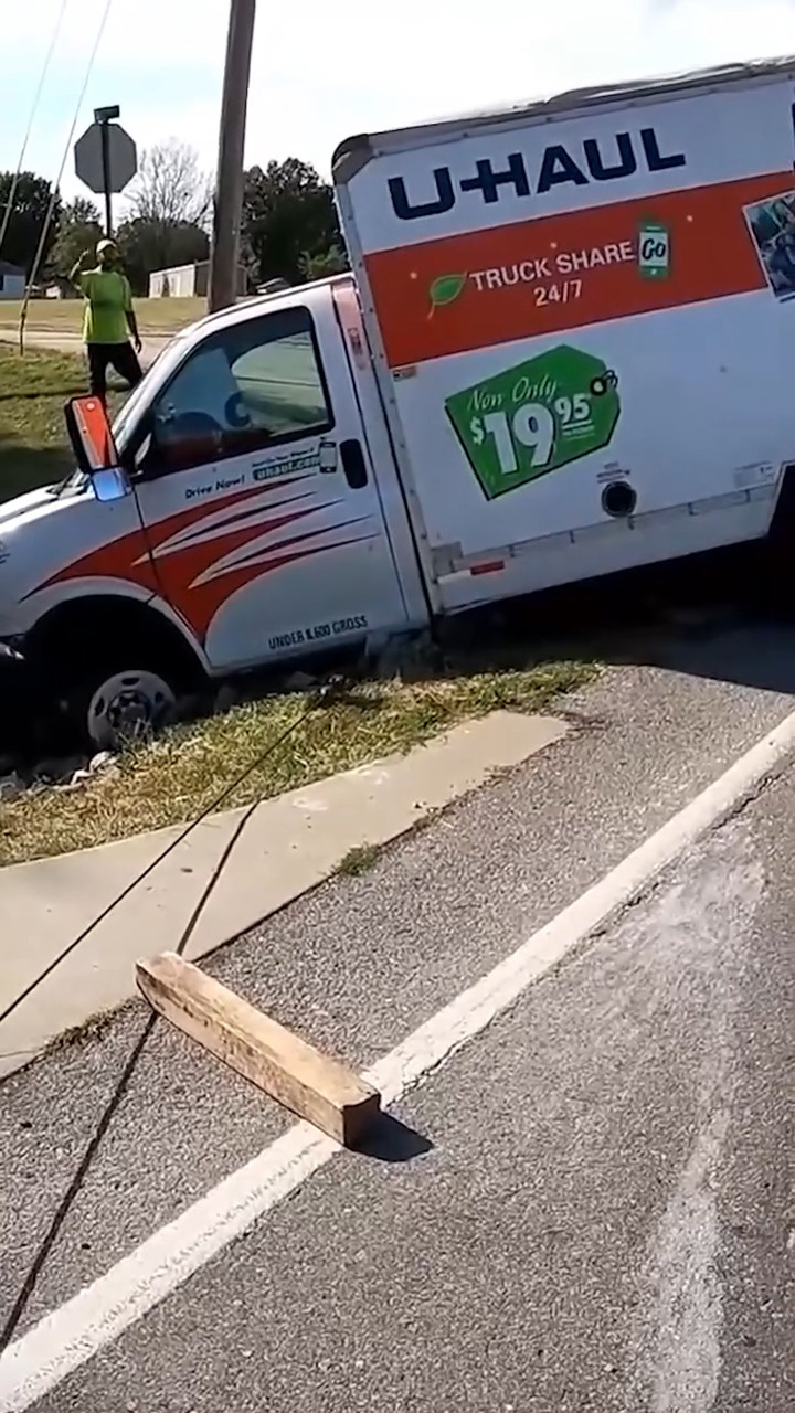 Recovering a Box Van on Its Side