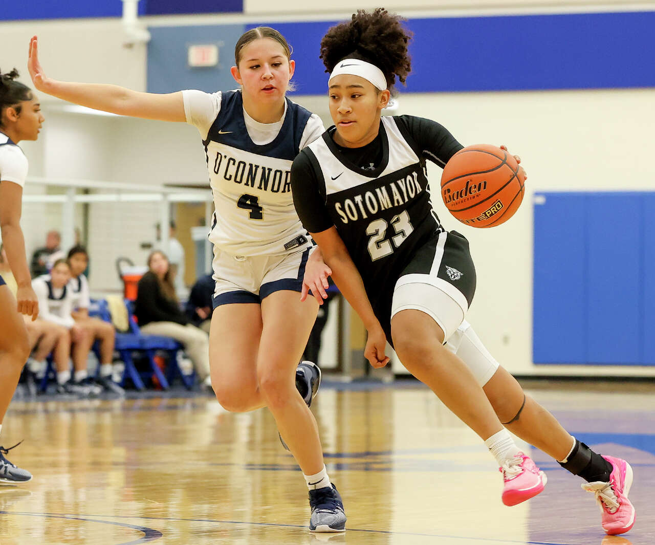 Jordan Pete's relentless drive carries Sotomayor girls basketball far