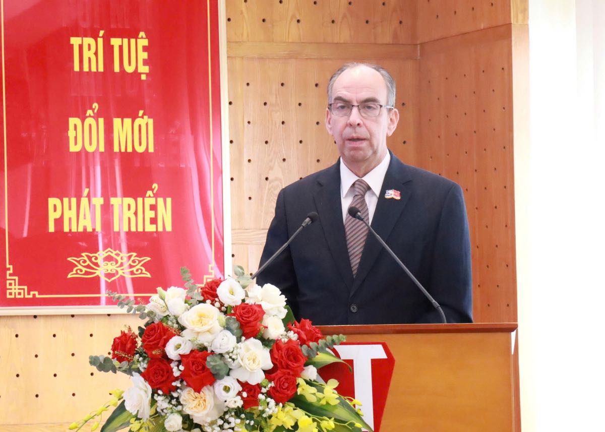 65 năm vun đắp tình hữu nghị thủy chung, mẫu mực Việt Nam - Cuba