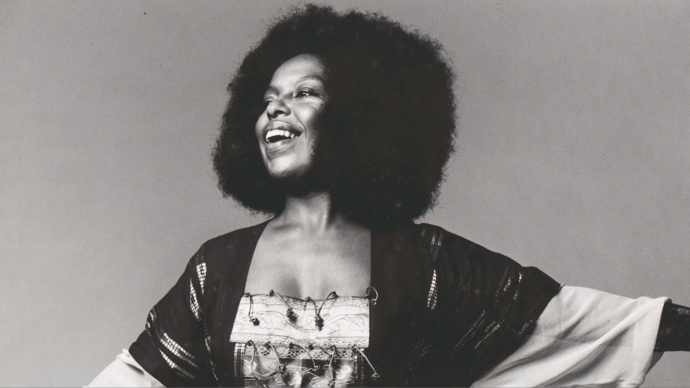 Roberta Flack Biopic In The Works From Robin Roberts' Rock'n Robin ...