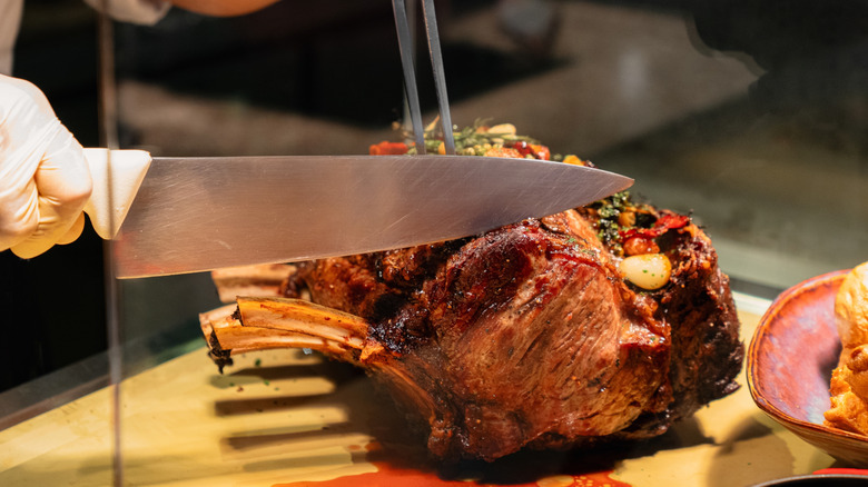 Prime Rib Vs Standing Rib Roast: The Subtle Difference You Need To Know