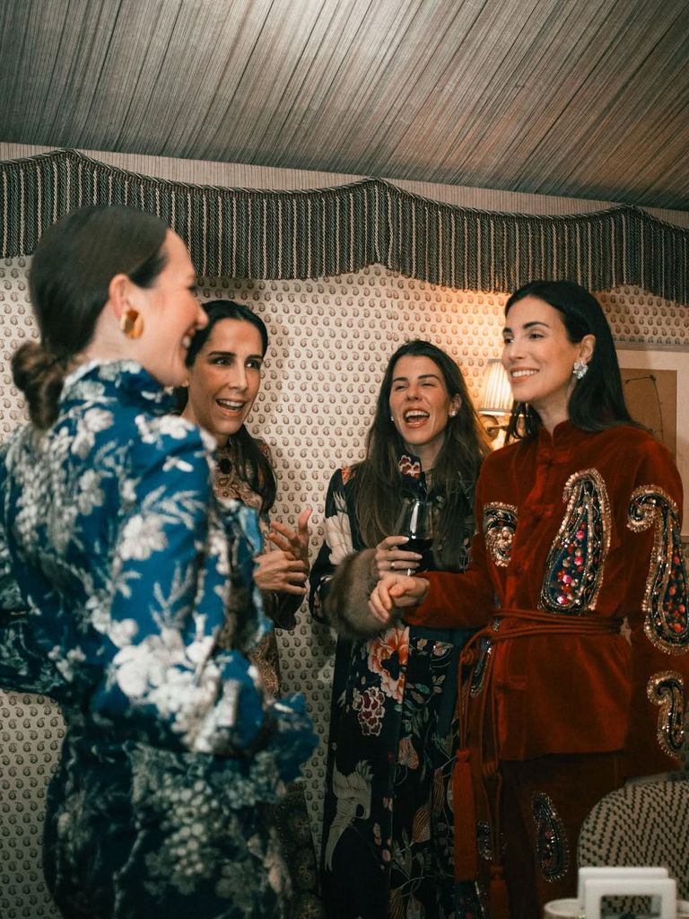 Las fotos del encuentro que reunió anoche a Sassa de Osma y Eugenia de ...