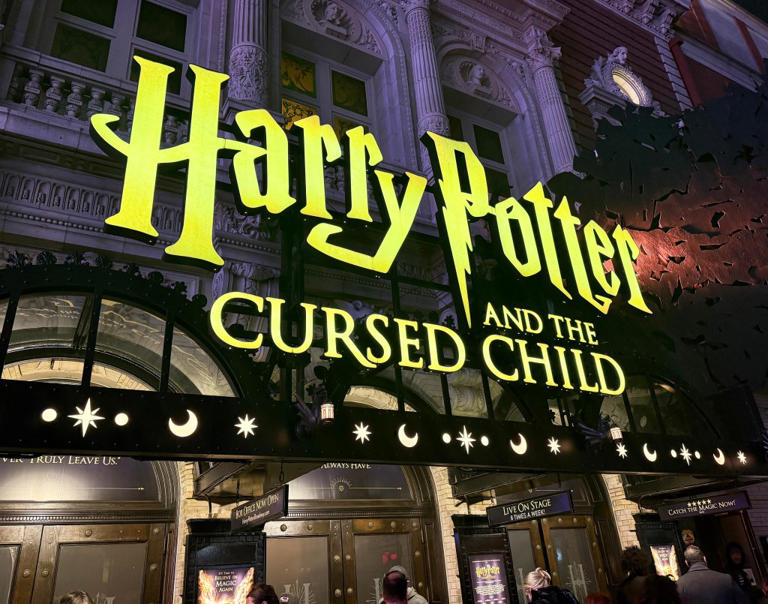 Tom Felton cries as he makes his Draco Malfoy debut on Broadway’s ...