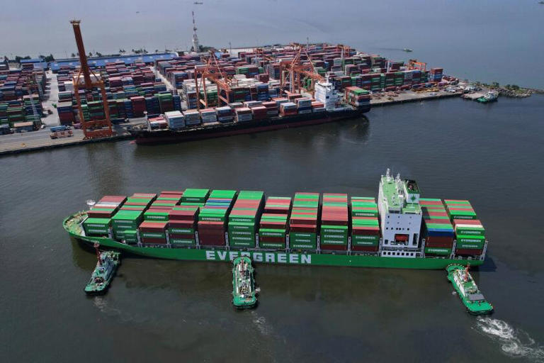 International officials remain optimistic about shipping carbon fee ...