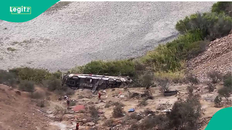 Tragedy in Peru: 37 dead after bus shockingly plunges into gully, see video