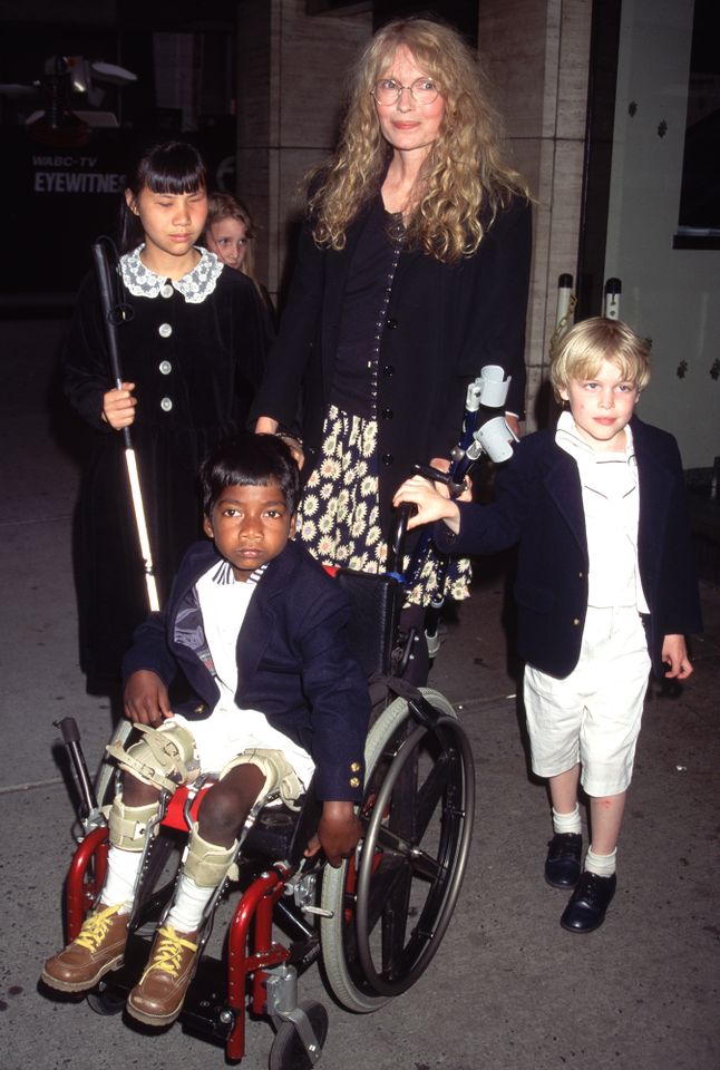 Mia Farrow's Son Moses Makes Renewed Claims About Sister Tam's Death 25 ...