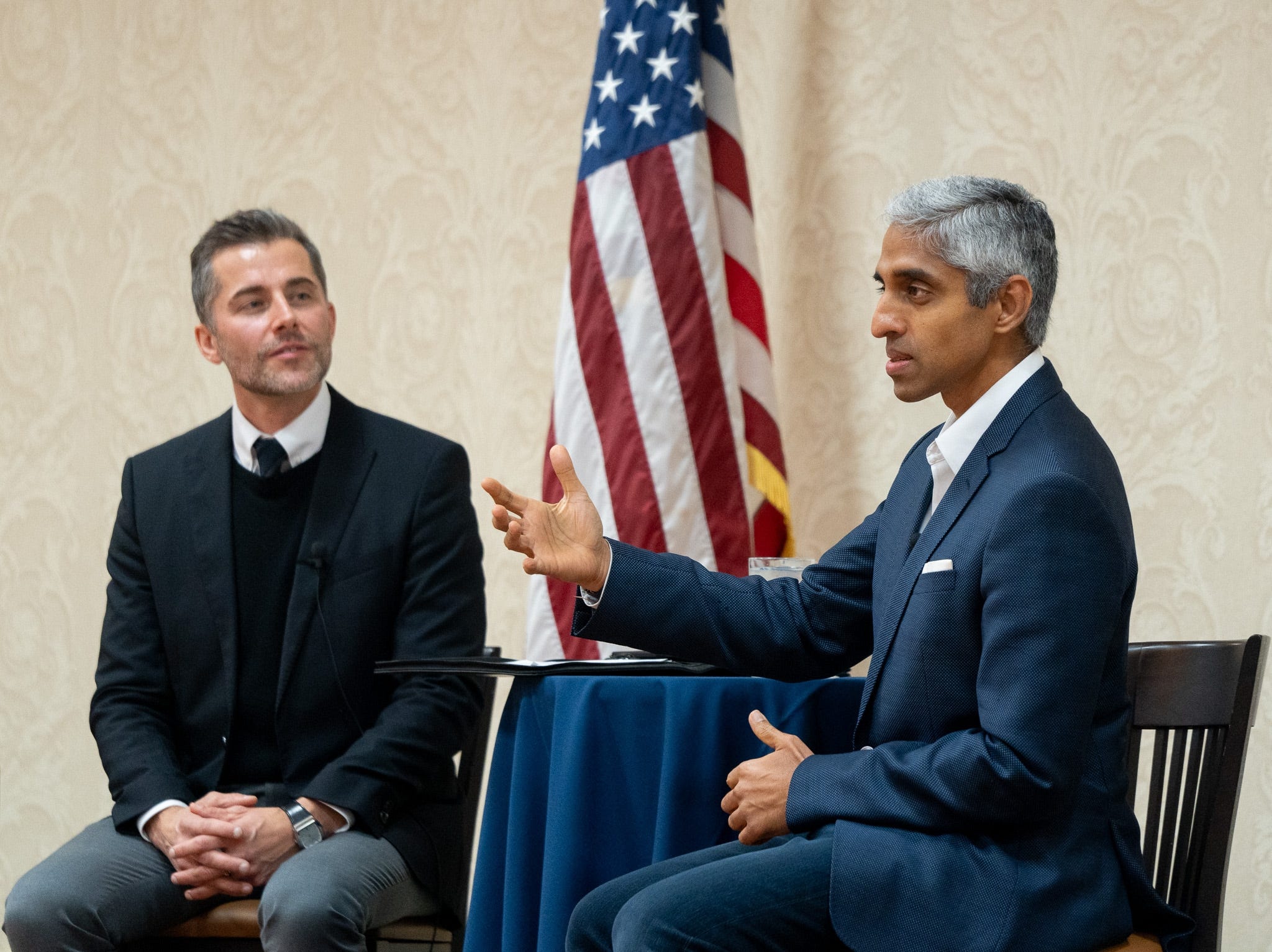 In Akron, former US Surgeon General Dr. Vivek Murthy emphasizes ...