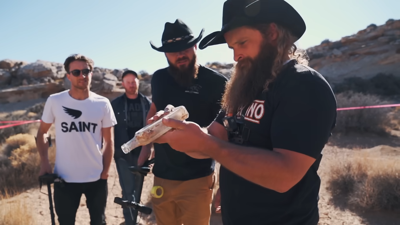How One American Guy Found Actual Buried Treasure In The Utah Desert