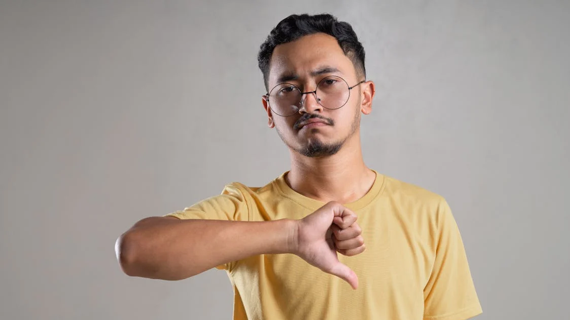 20 Red Flags Home Buyers Hate About Your House