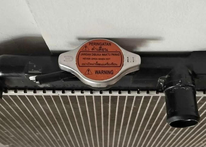 Mesin mobil sering overheat, bisa jadi masalah ada di radiator