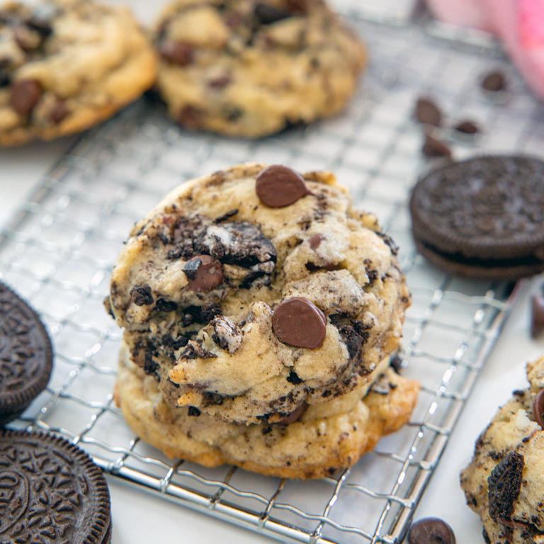 Oreo Chocolate Chip Cookies