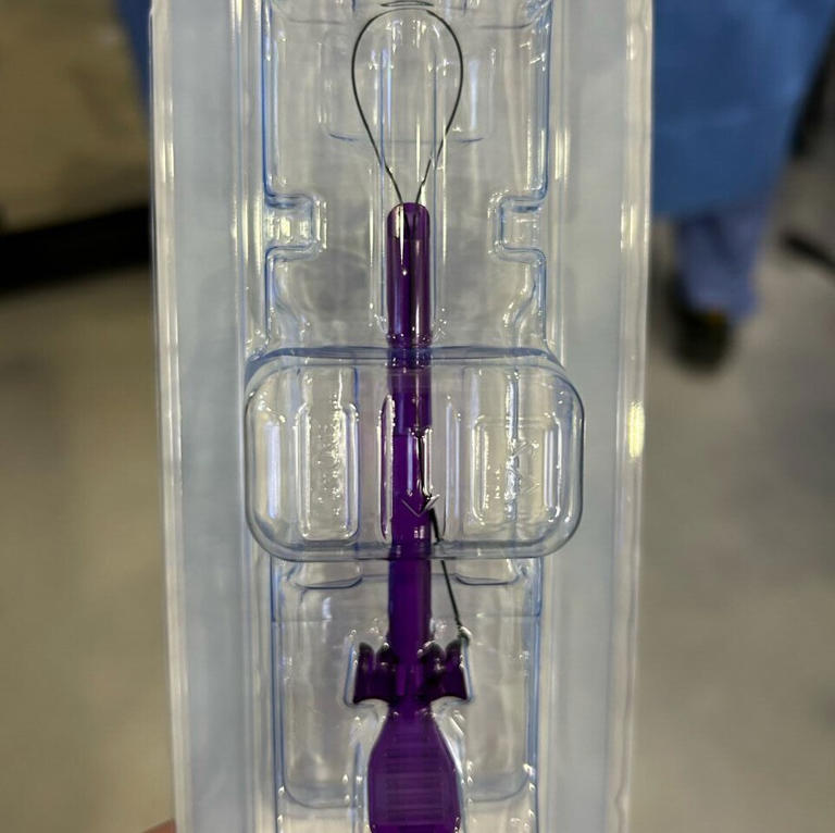 Researchers redefine hip arthroscopy with breakthrough surgical device