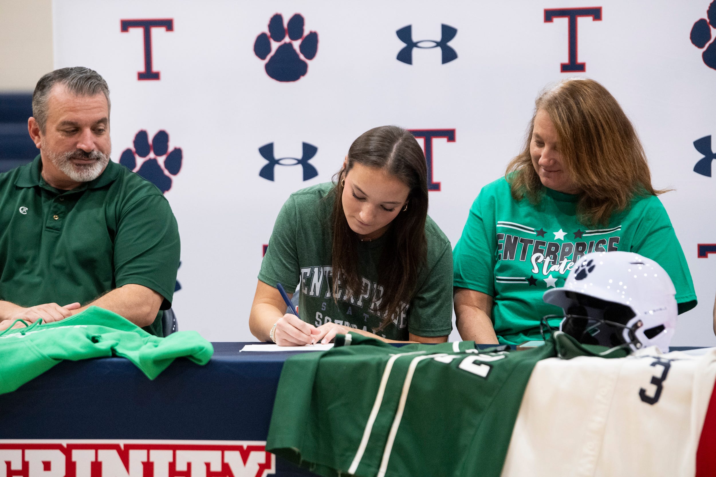 Montgomery area high school athletes sign to continue their careers at ...