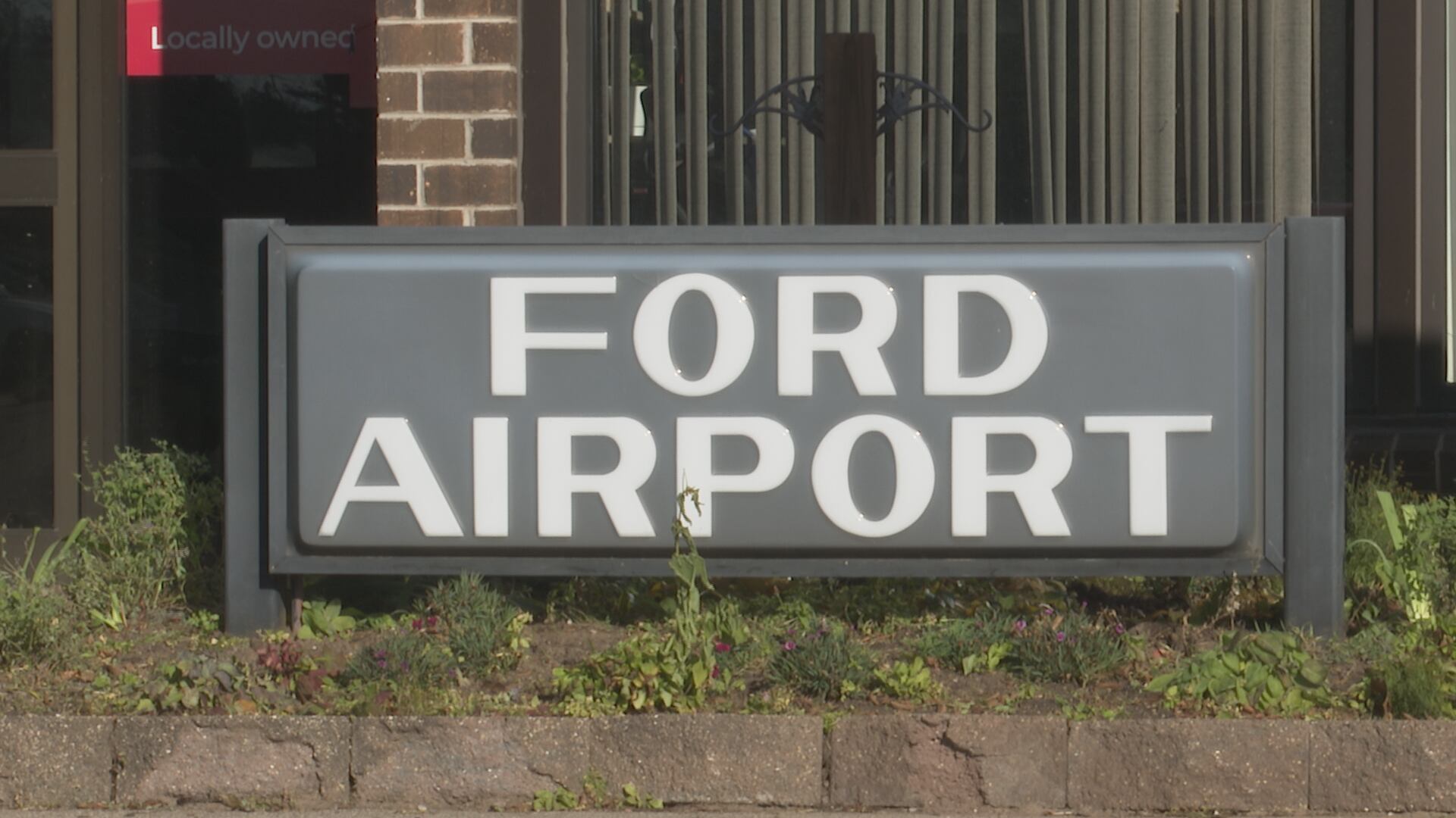 Ford Airport prepares for holiday travel rush