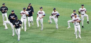 Young KBO stars to test mettle vs. world No. 1 Japan in Tokyo