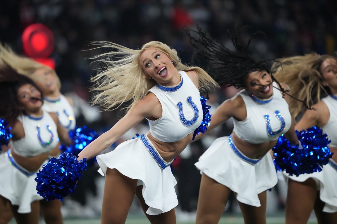 Fantastic photos of NFL Cheerleaders from Week 10