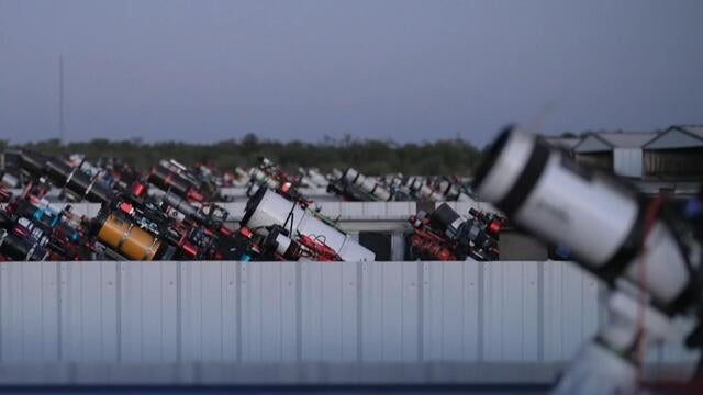 Telescope farm lets customers rent a piece of the night sky