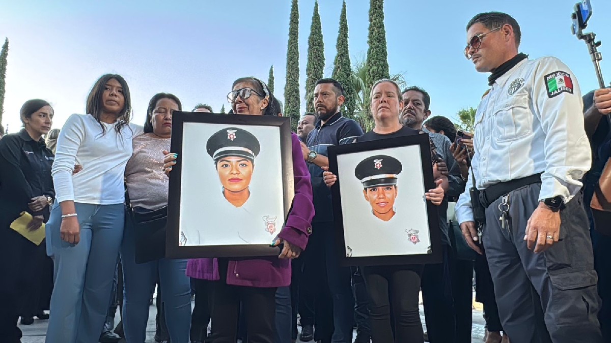 Lemus entrega apoyo económico familiares de Libna y Gisela, policías ...