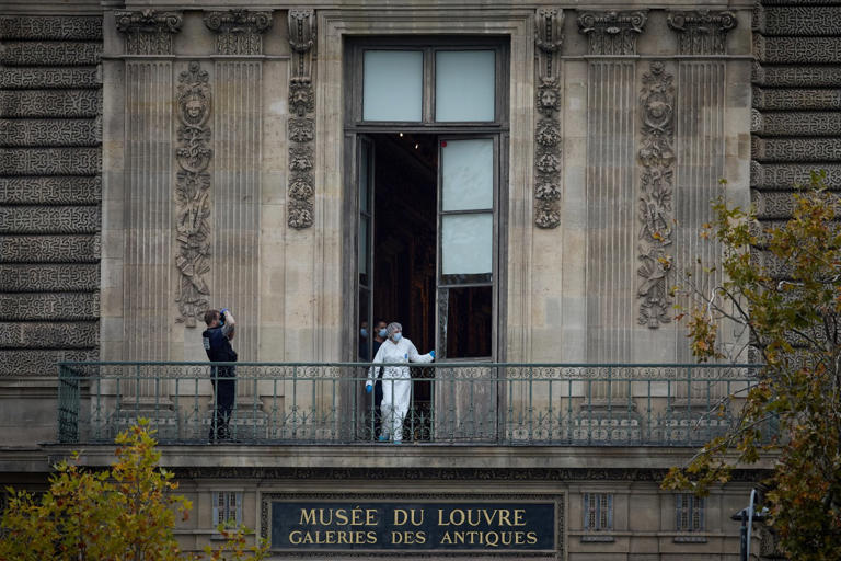 It’s Not Just the Louvre: French Museums Are Losing the War With Thieves