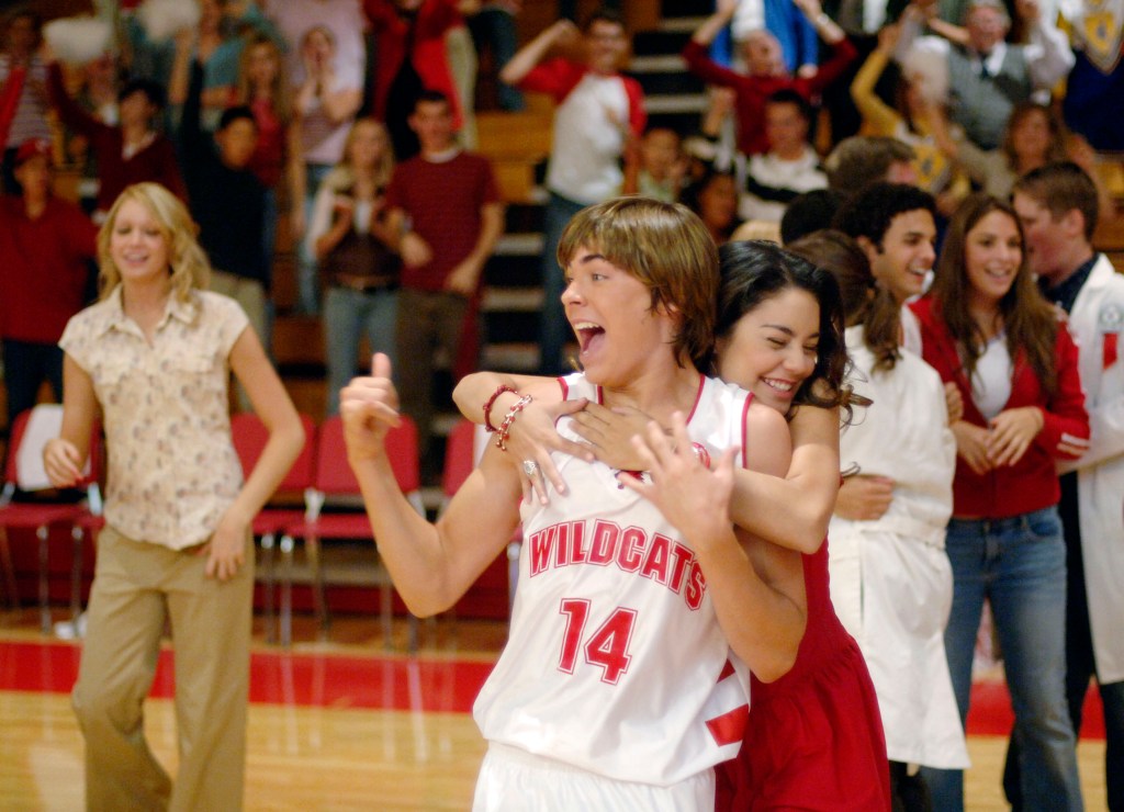 Zac Efron’s ‘real singing voice’ shocks fans after ‘High School Musical ...