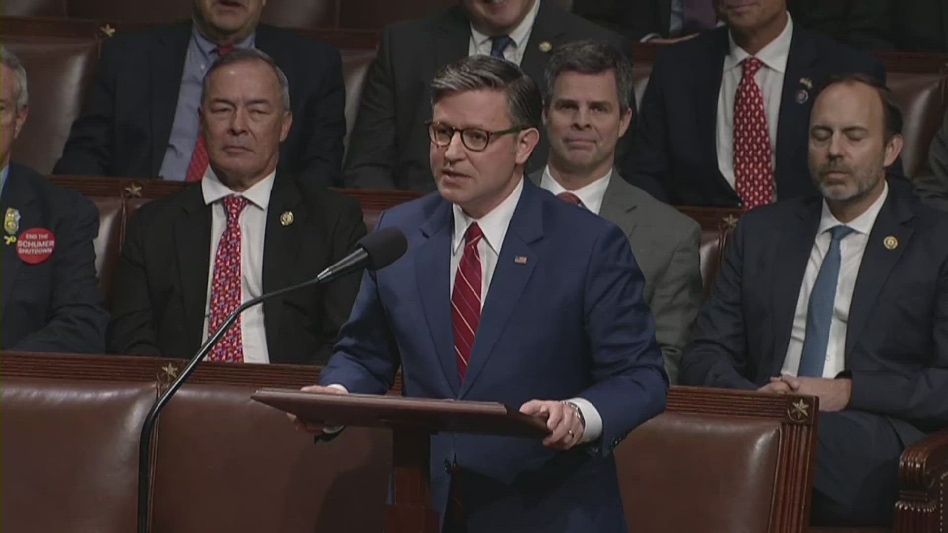 House returns to vote on short-term bill to reopen U.S. government