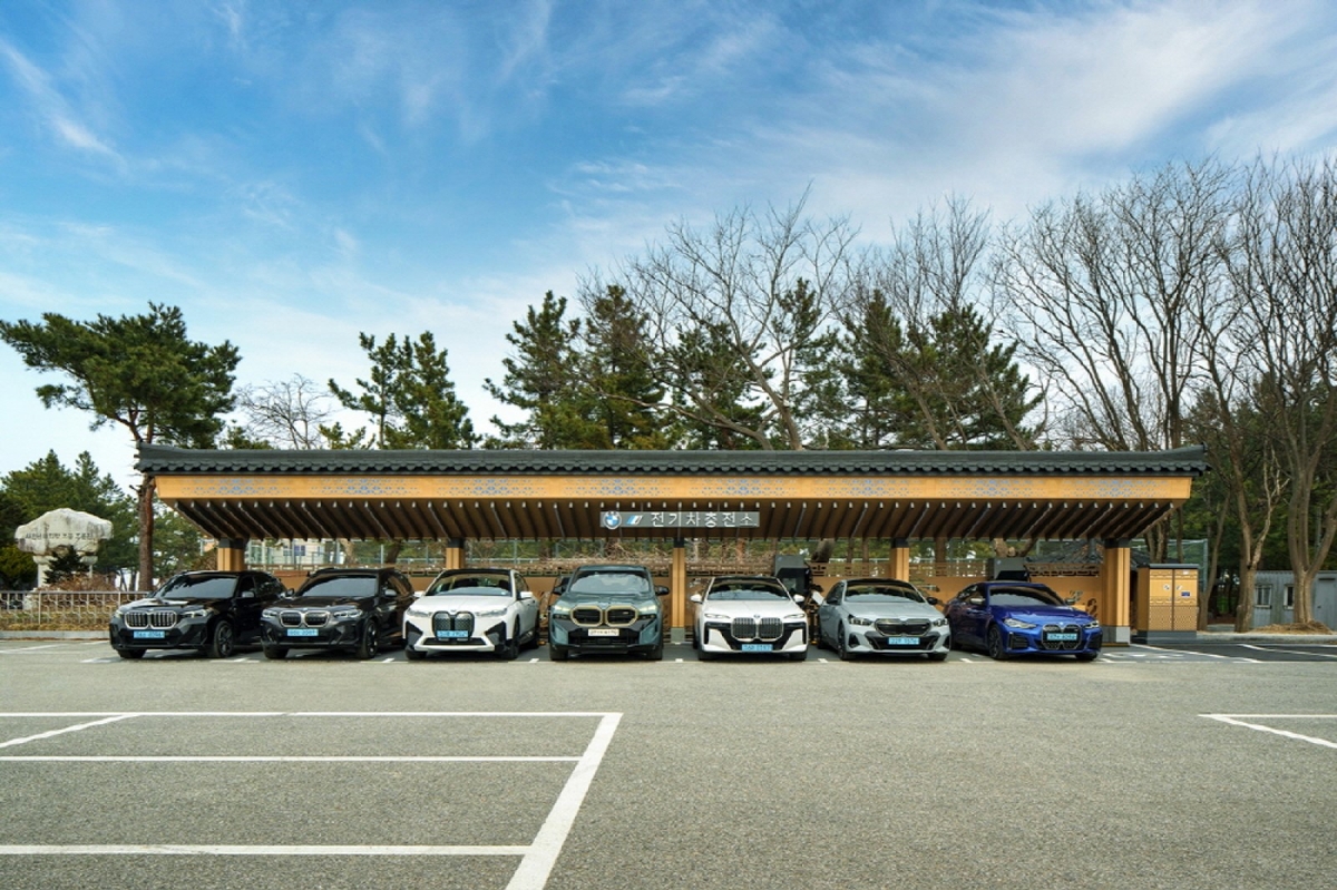 BMW, 올해 누적 전동화모델 판매량 9천454대…작년比 15.6%↑