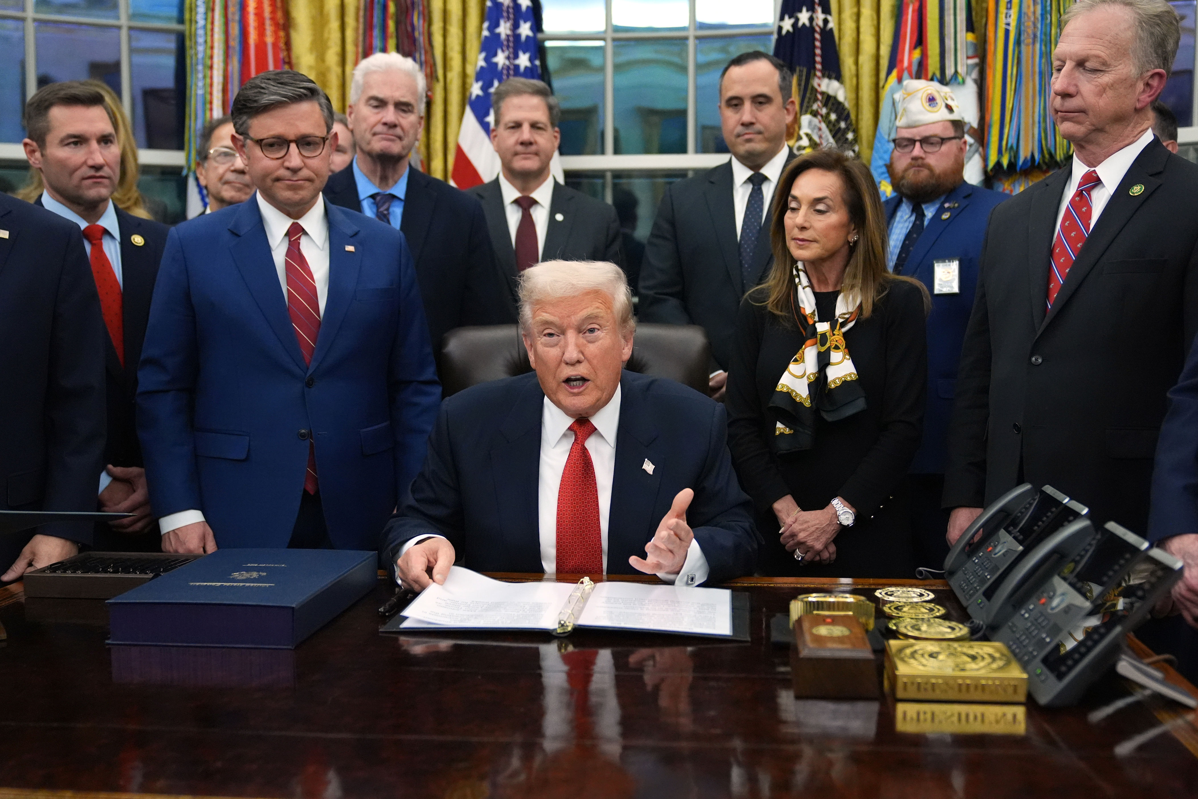 President Trump signs spending bill approved by Congress, ending ...