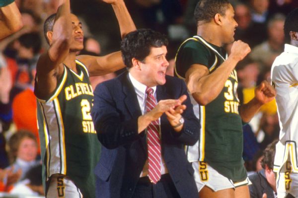 Former Cleveland State coach Kevin Mackey dies at 80