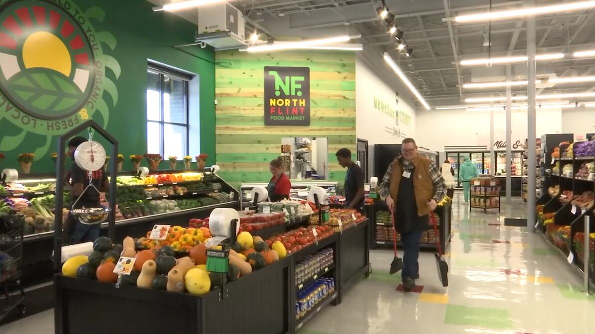 Community grocery store opens in Flint