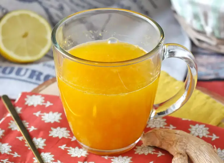 Chupito de jengibre o ginger shot casero, receta fácil, antioxidante y ...