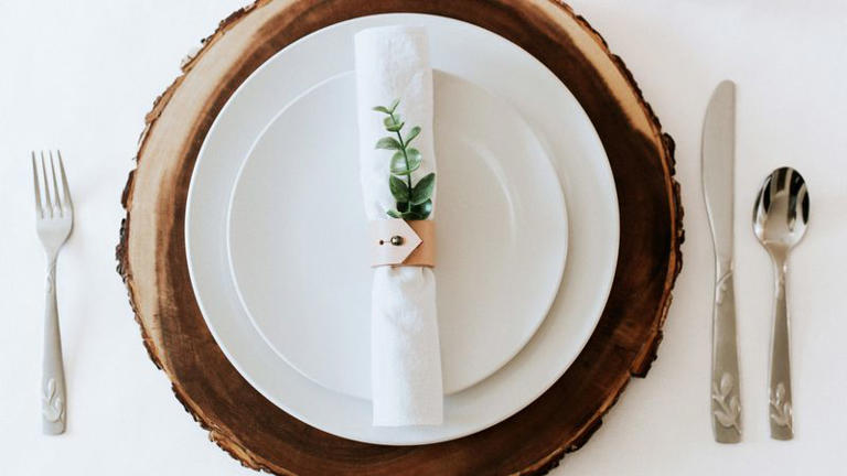 Thanksgiving Table Ideas Californians Are Using To Blend Fall And ...